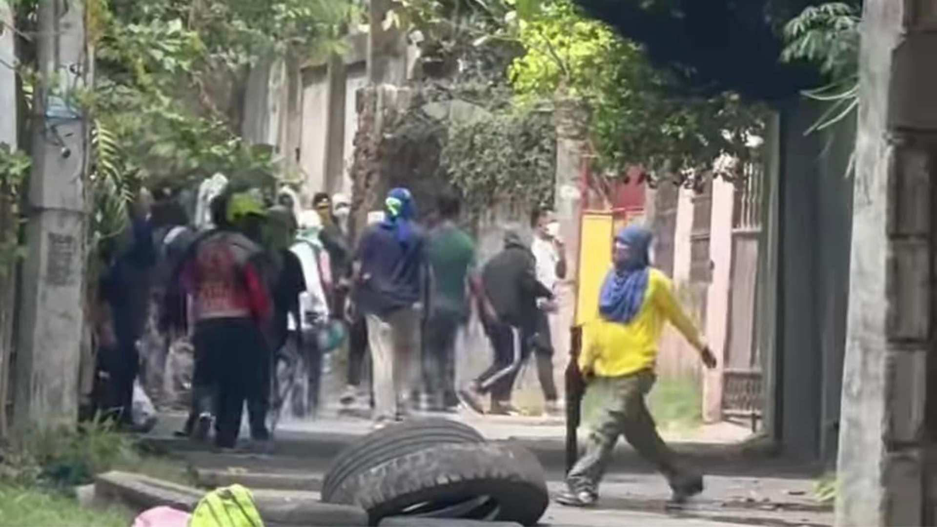 Pamamaril ng goons at pulis sa demolisyon sa Angeles City, 7 sugatan